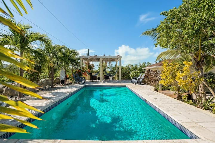 Sun Villa-family Friendly Villa Close To The Beach - Turks and Caicos Islands