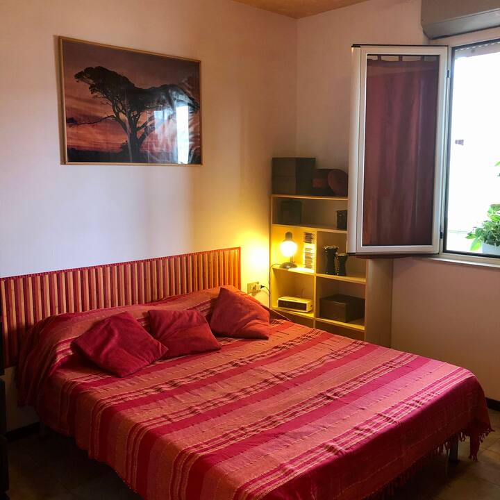 Red - Camera In Appartamento Condiviso - Cagliari