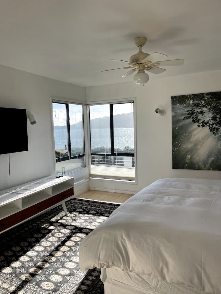 Sanctuary By The Bay - Tiburon, CA