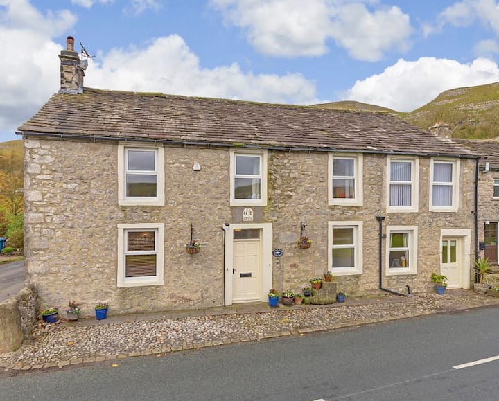 Anglers Cottage - Spacious Grade Ii Listed Cottage - Grassington