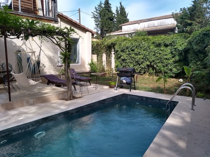 Maison Chaleureuse Avec Piscine - Le Crès