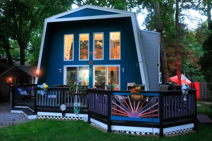 Chalet By The Bay Charming Beach Getaway - Delaware