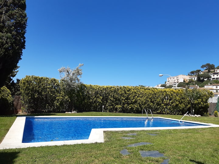 Casa Begur Centre, Piscina, Porxo I Garatge - Begur