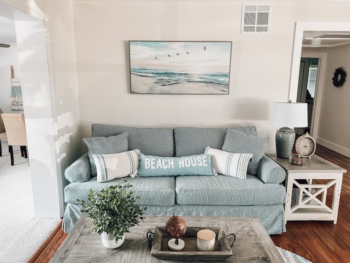 Rhodes Retreat - Entire House - Sarasota