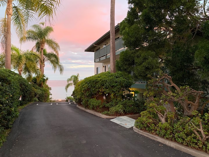 Lovely Mesa Beach-close Condo - Santa Barbara