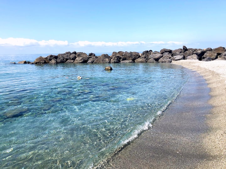 Space Perfect : Seaside Getaway. - Amantea