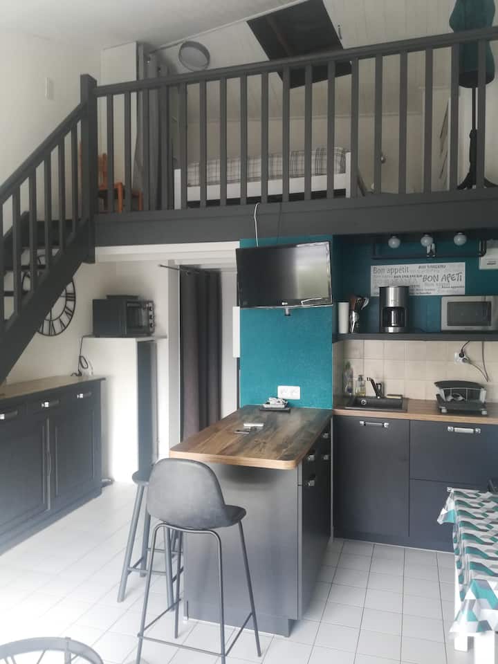 Studio Mezzanine En Centre Ville Avec Parking - Les Sables-d'Olonne