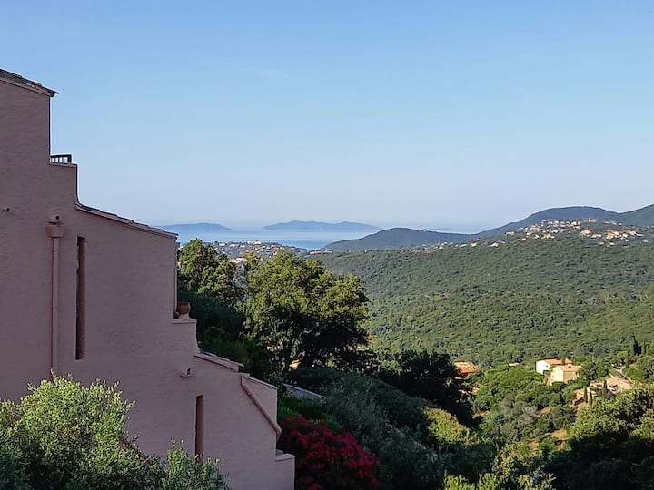 Appartement 32 M² Vue Mer A La Croix Valmer - Ramatuelle