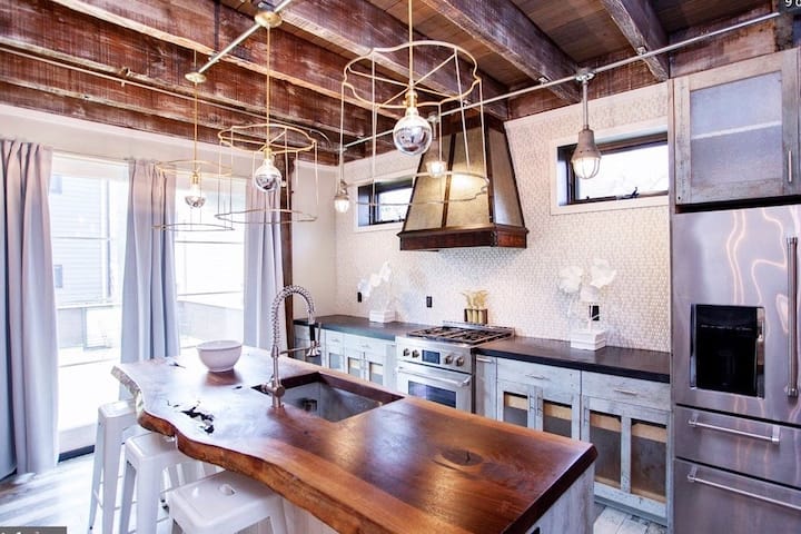 Luxury, Huge Roof Deck, Parking & Walk To New Hope - New Hope, PA