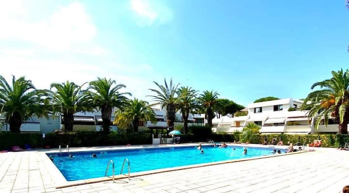 Petit Appart, Plage, Piscine, Terrasse Et Parking. - La Grande-Motte