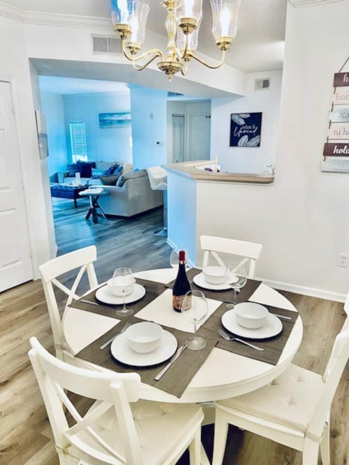 Coastal Condo With Pool, Minutes From Beach - St. Simons, GA