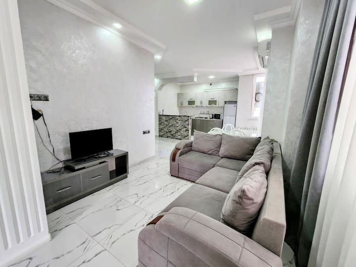 Gulnar Ap., 3 Bedrooms, 96 M2, Pirosmani Str. 18a - Batum