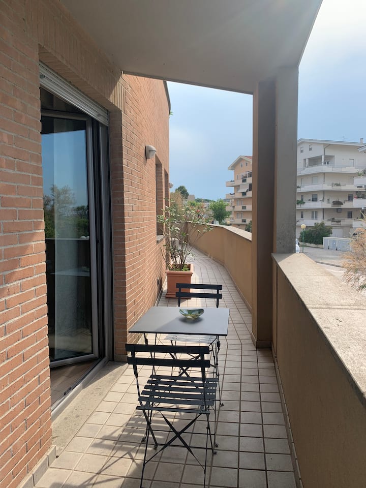 Moderno Appartamento Di Fronte Al Mare. 6/10 Posti - Chieti