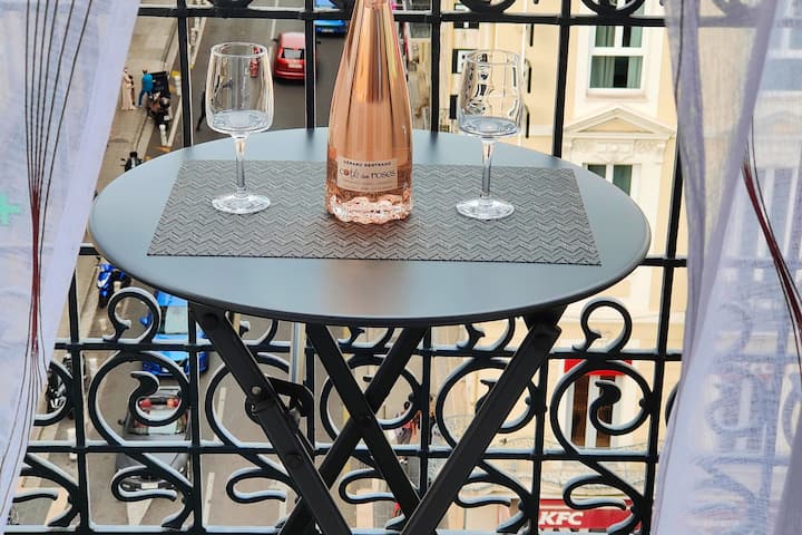 Studio "Elegance"/avenue Jean Medecin/2 Balcons - Nice