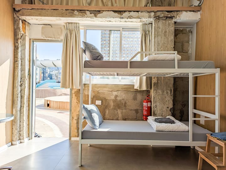 Social Hostel - 7 Beds Dormitorie Room Women - 