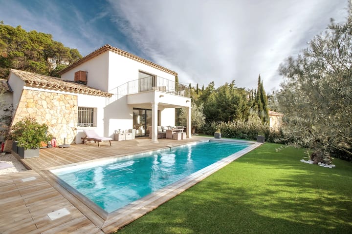 Un Coin De Paradis Aux Issambres - Roquebrune-sur-Argens