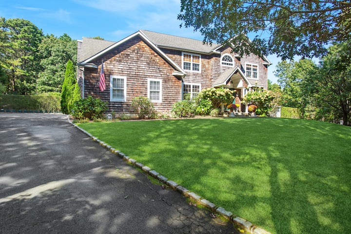 Hamptons Summer Rental - Pool + 5 Minutes To Beach - Riverhead, NY