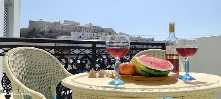 ☆Chora Naxos, 1st Floor Castle View Apartment. - Naxos