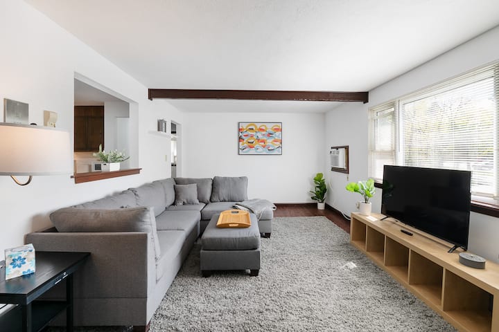 Super Clean Family Friendly 3 Bedroom Near Concord - Carlisle, MA