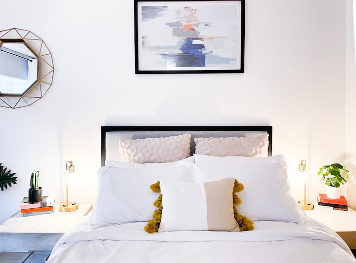 A New Way Of Living! Luxury Condo On Broadway - Silver Lake, CA