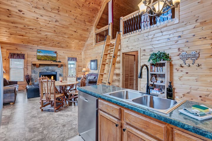 Douglas Lake Cabin Vacation Rentals - Tennessee, United States | Airbnb