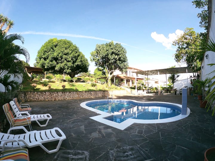 Cope House Iii - 1 Cuarto/2 Camas/1 Baño + Balcón - Tarapoto