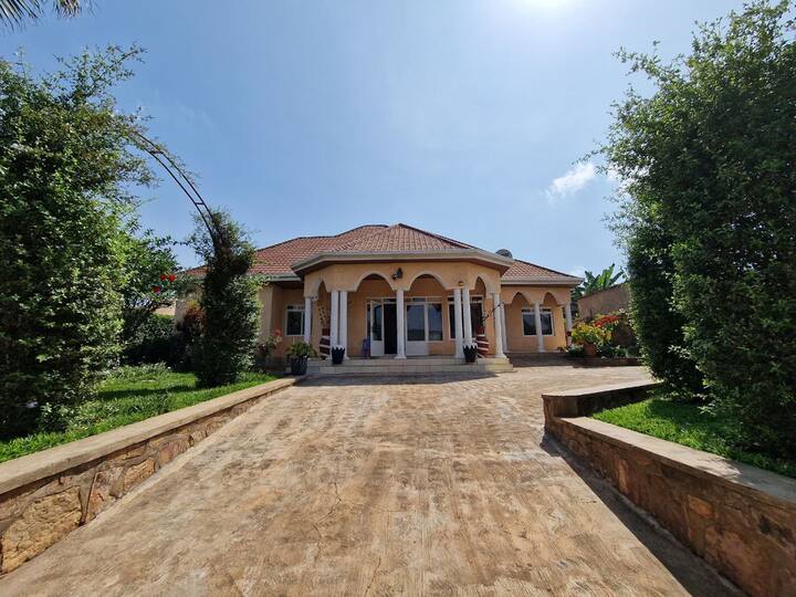 Rwamagana Arrendamentos de férias e casas - Ruanda | Airbnb