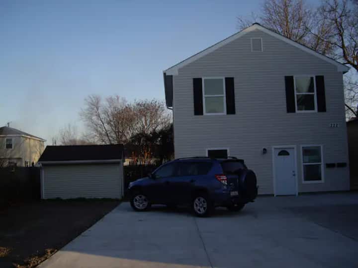 2br/1ba Downstairs Apt Of Duplex - Hampton, VA