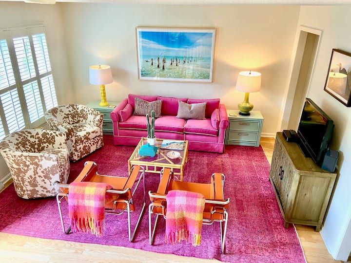 Cozy, Eclectic 3br Townhome  Stroll To Shem Creek - Mount Pleasant, SC