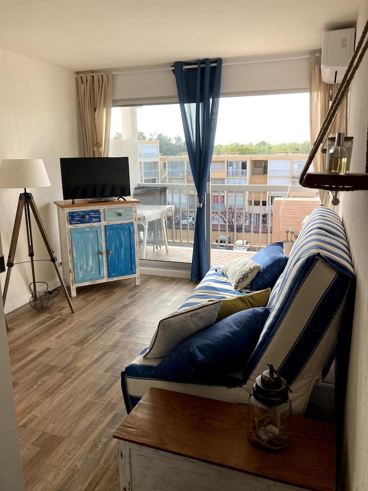 Studio Cabine Climatisé  Avec Parking Privé - Le Grau-du-Roi