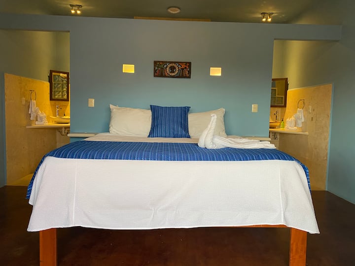 Private King Bed Suite, Mid Island, Unit4, 1bd 1ba - Isla Mujeres