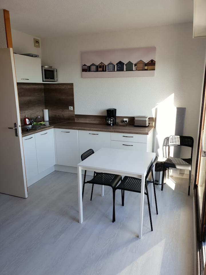Studio Cabine à Sainte Cécile Plage - Lac des Miroirs