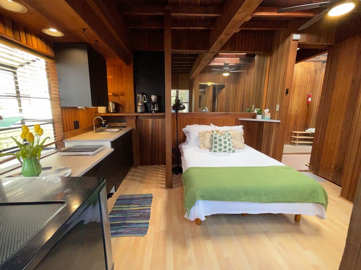 Cali Beach -Dreamy Studio -Steps From Beach - Venice Beach