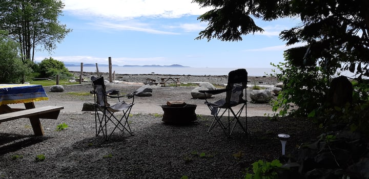 Top 4 Glamping Spots Near Tofino, Canada - Updated 2025 | Trip101