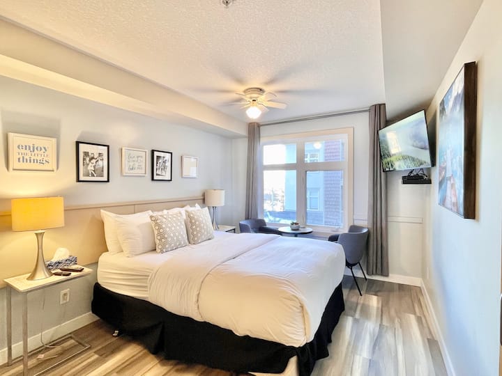 Single Room Mountain View/ac/free Parking/gym - Canmore
