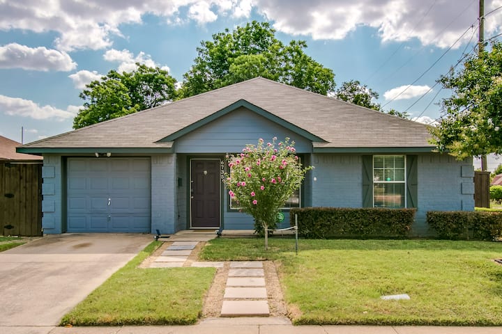 Modern 3bd Home W/ Gym And Sauna - Dallas, TX