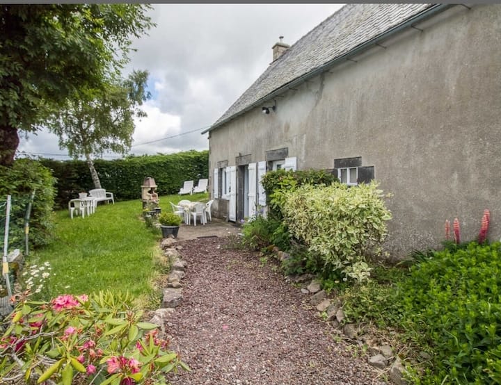 Auvergne Idéal Vacances Au Calme Nature, 1100m - La Bourboule