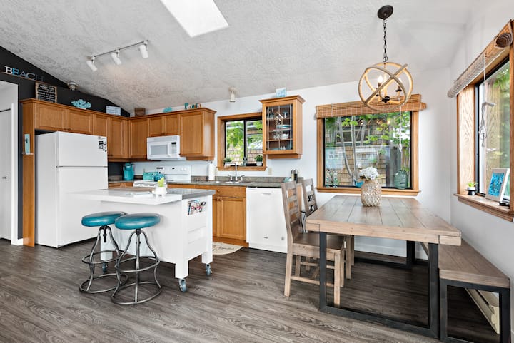 10 Best Monthly Rentals In Comox Valley, Canada | Trip101