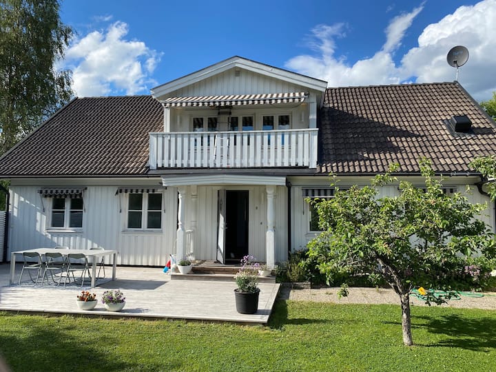 Modernt Hus I Centrala Piteå - Piteå