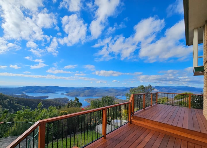 Lakeview - Spacious Home With Breathtaking Views - Beechmont