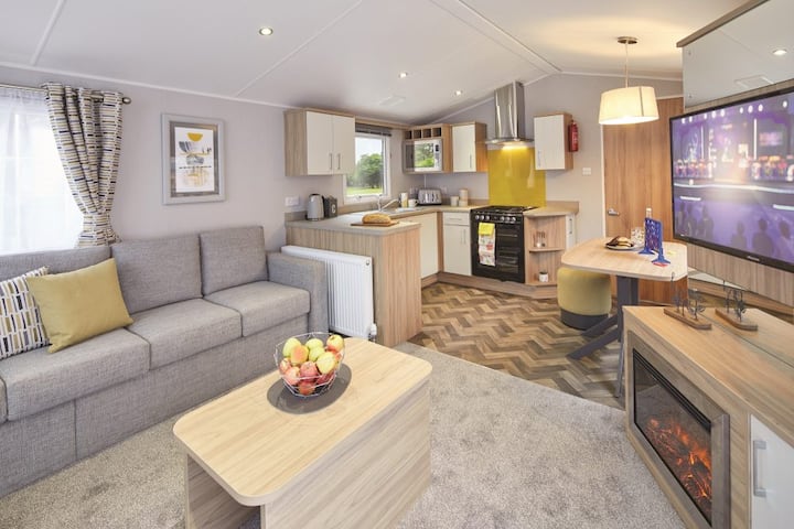 Elegant Castleton Holiday Home - Arbroath