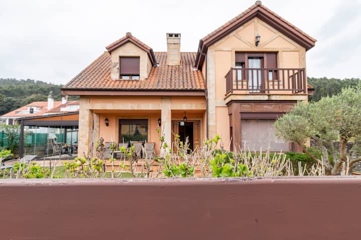 Santiago House - Noja