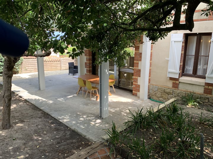 Villa 200m De L'océan Avec Place De Parking - Lacanau