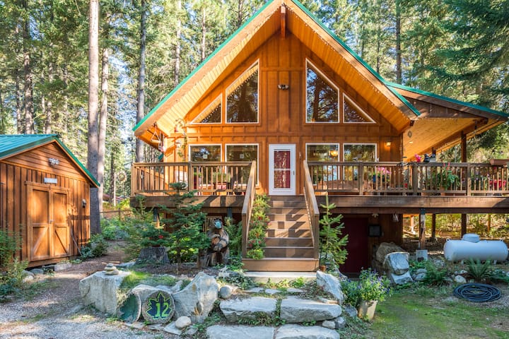 The Wright Getaway - Lake Wenatchee, WA