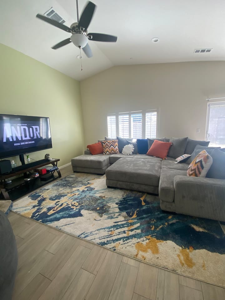 Private Home In Gated Community - Bakersfield, CA