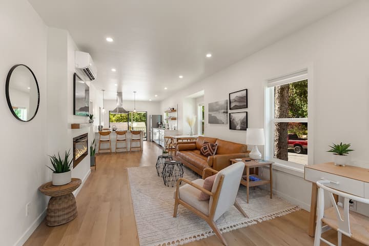 Cda Modern - 5 Blocks To Lake! - Coeur d'Alene, ID