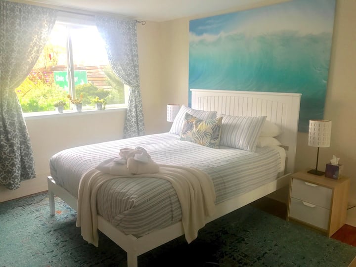 Bright And Roomy Studio Apartment - San Francisco, CA