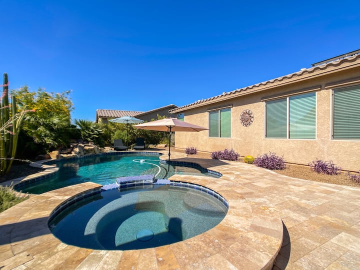Desert Oasis With Pool & Spa - Phoenix, AZ