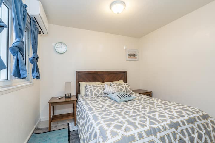 2- Bedroom With Free Parking Nearby By Waikiki - Honolulu, HI
