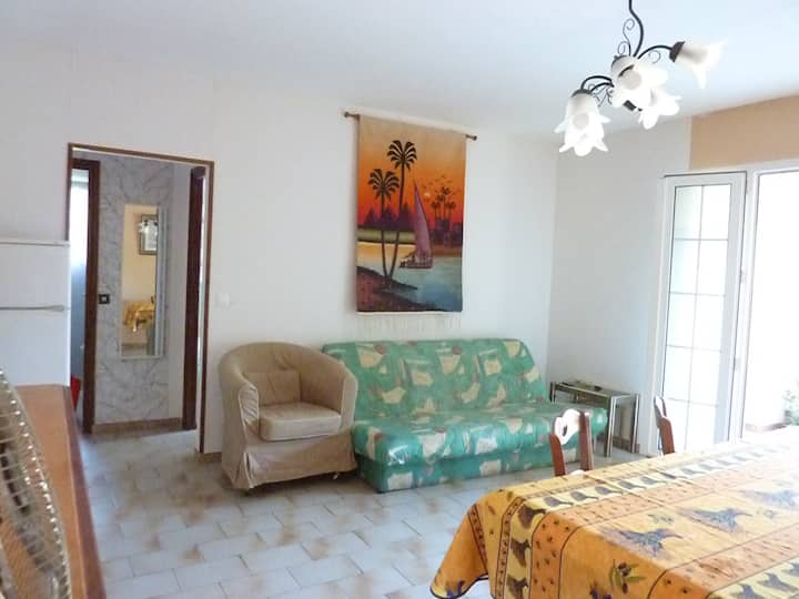 Jolie Chambre Dans Appartement En Rez De Villa - Cavalaire-sur-Mer